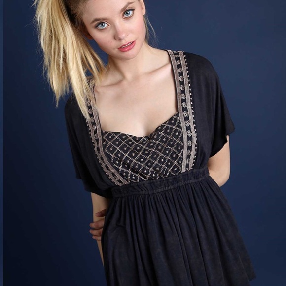 POL | Tops | 5 For 25 Pol Ultra Soft Navy Blue Embroidered Peplum Top ...